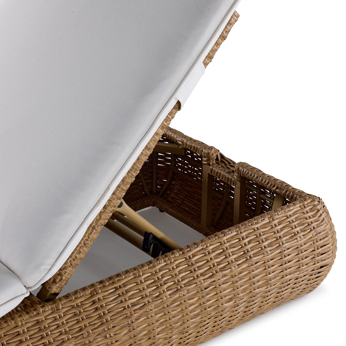 Gelato Outdoor Lounger - Beige | Leon's