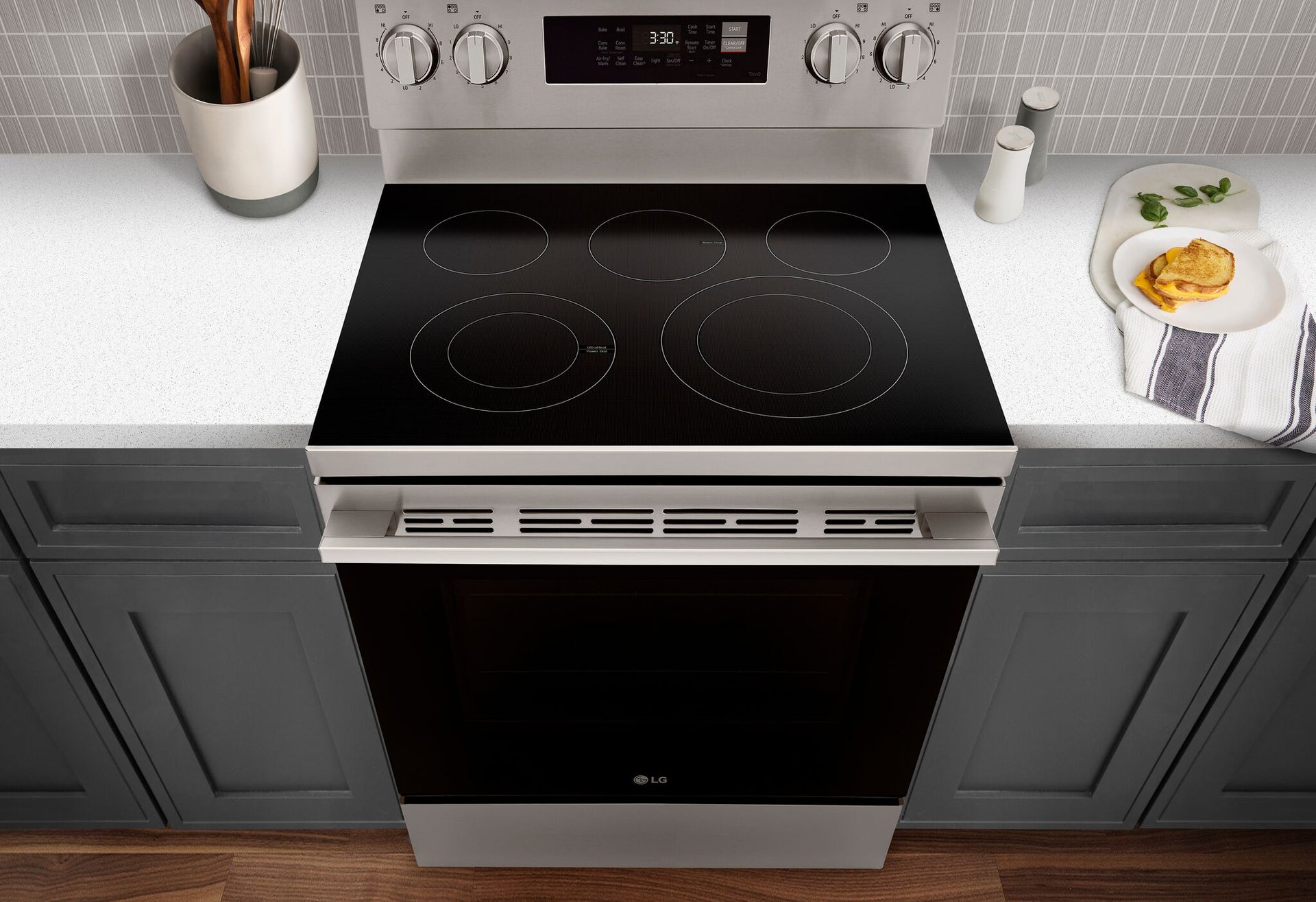 LG Stainless Steel Smart Electric Freestanding Range with Air Fry (6.3 ...