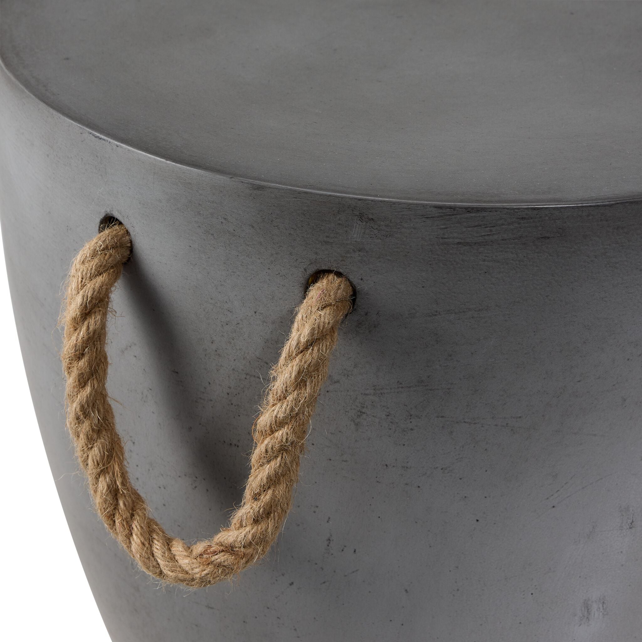 Pebble Outdoor Concrete Table | Leon's